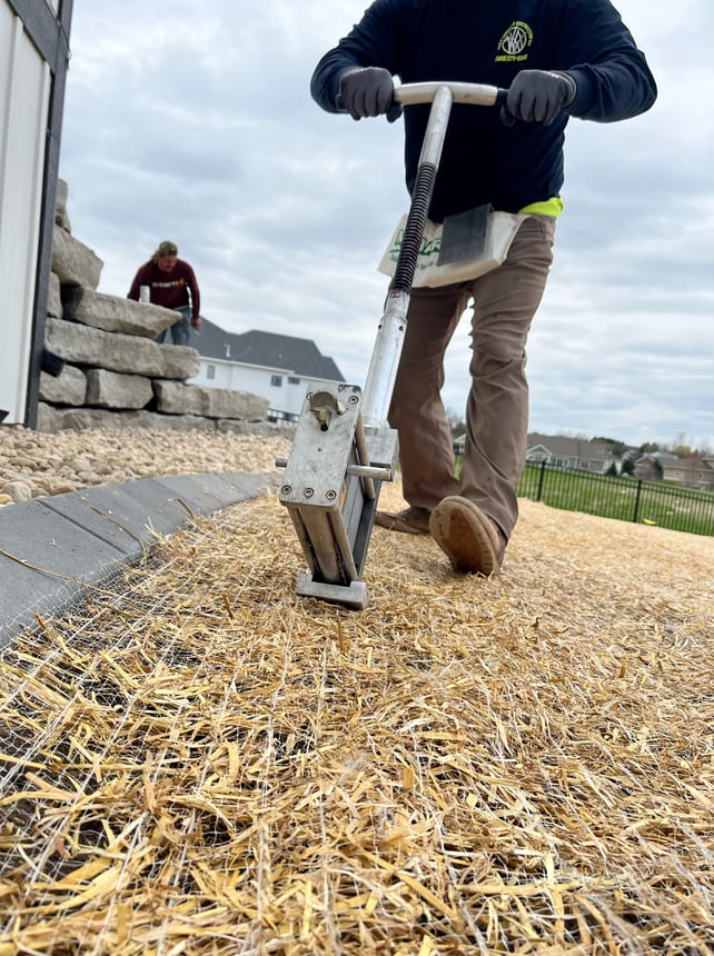ENGINEERING A BETTER STAPLE GUN